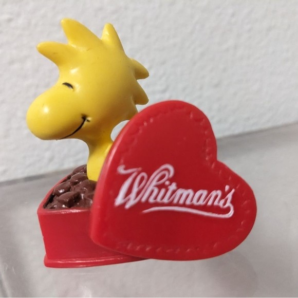 Toys | Vintage United Features Syndicate Peanuts Woodstock Whitmans ...
